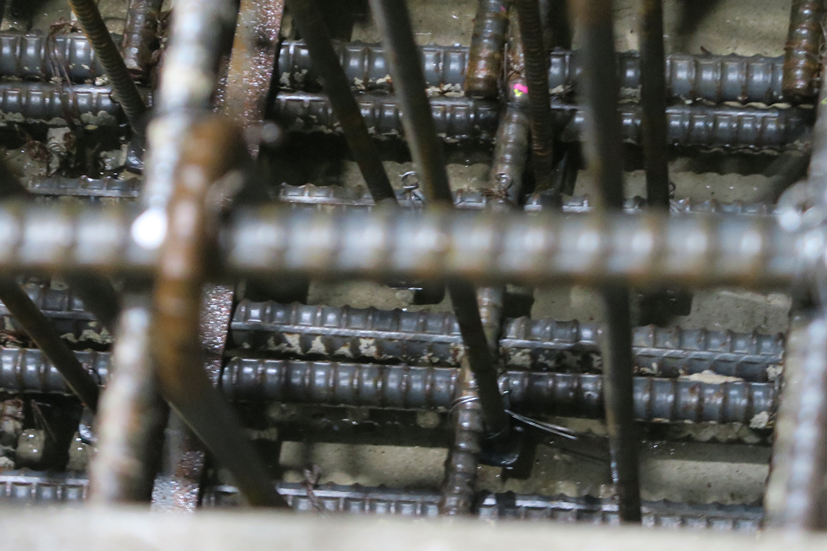 For construction work at Shin-Yokohama Station for Sotetsu and Tokyu ...